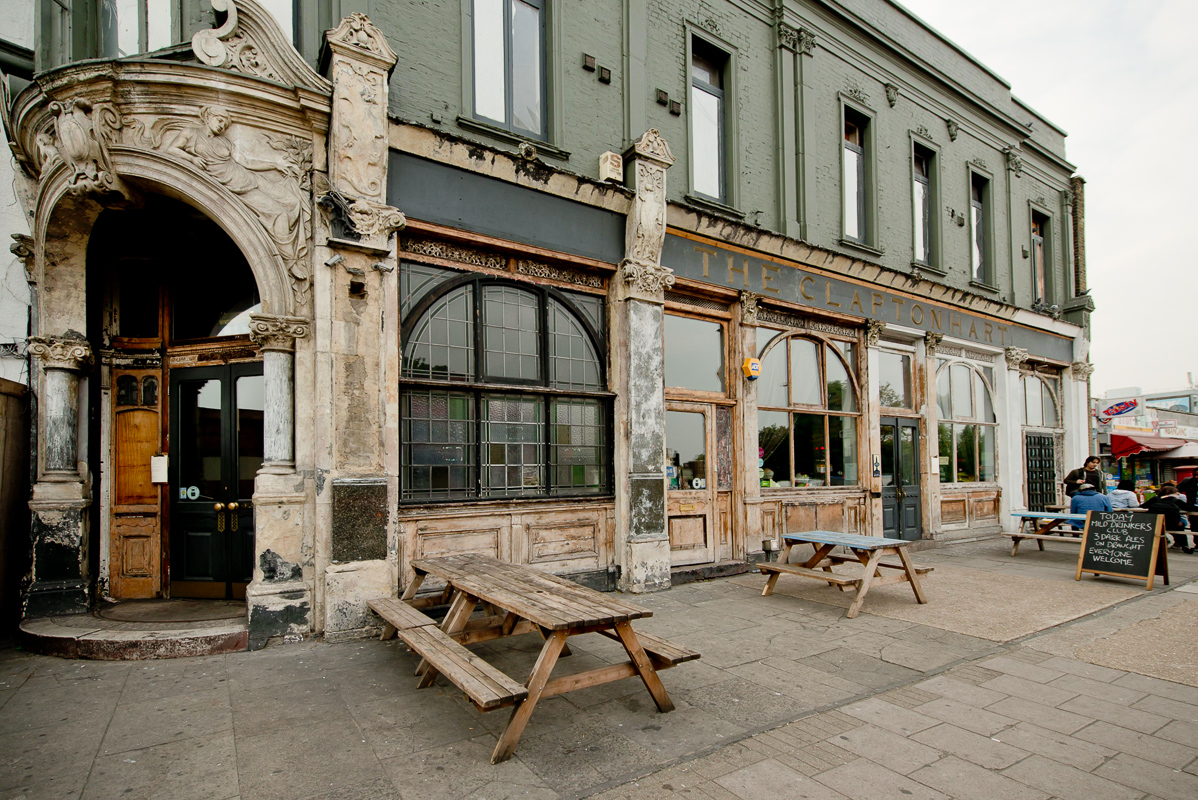 Public House - Clapton Hart